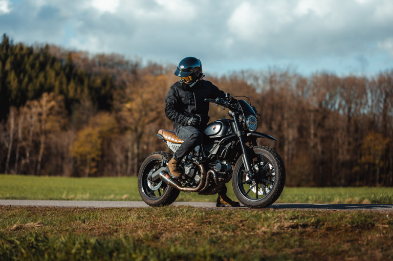 A BEGINNER'S GUIDE FOR MOTORCYCLE ERGONOMICS